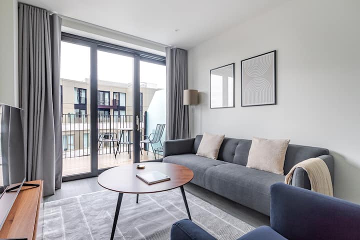 Blueground | Stratford, Nr Queen Elizabeth Park - Central London