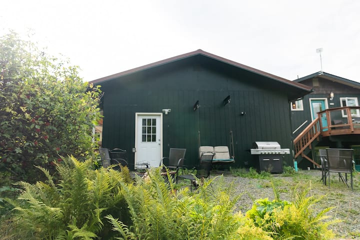 Tidepool Treasures - Sand Dollar Suite - Homer, AK