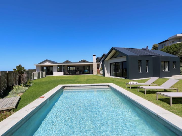 Emoyeni - Plettenberg Bay