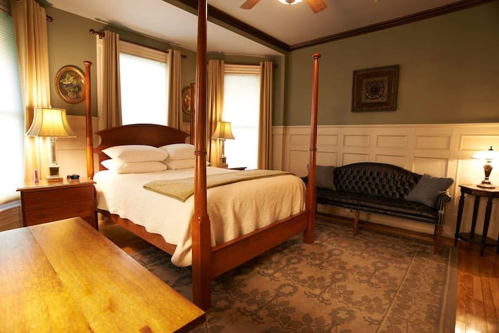 Ash Street Inn 205 - Manchester