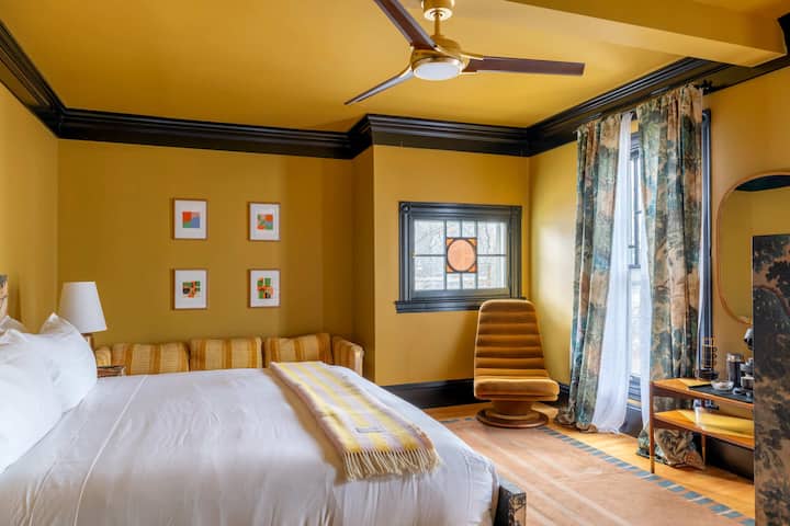 The Murano - 1.4 Mi Dt - Manchester, NH