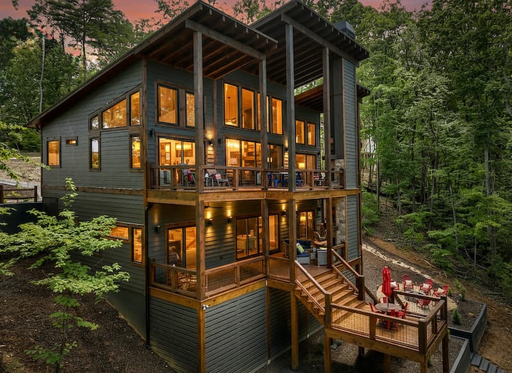 A Great Escape - Modern Cabin W/ Views & Waterfall - Blue Ridge, GA