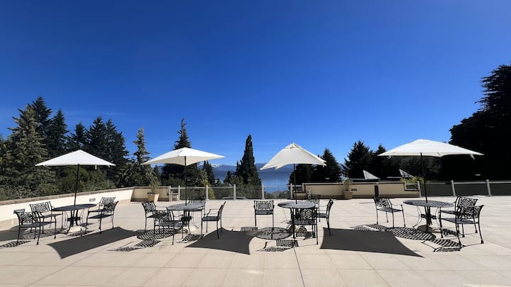 Breathtaking Room With Peaceful Ambiance - San Carlos de Bariloche