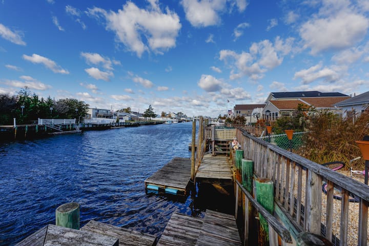 Canal-front Home W/ Dock In Little Egg Harbor! - Long Beach Island, NJ