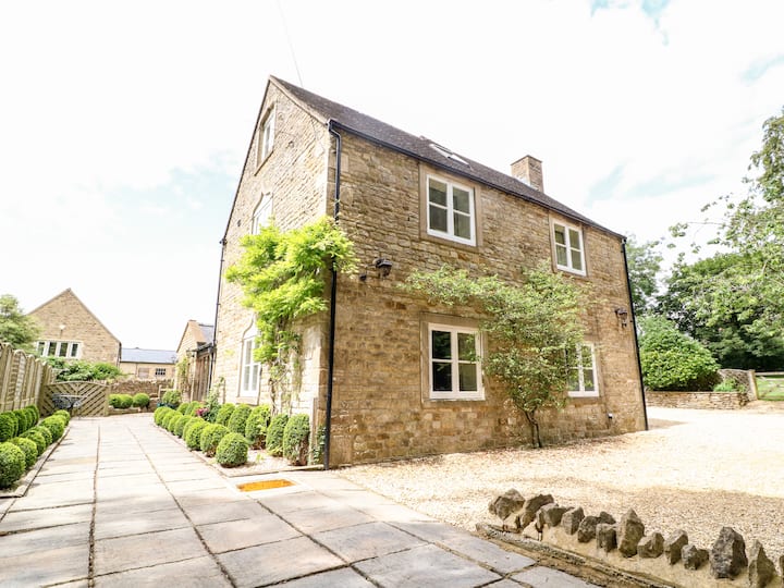 South Hill Farmhouse - 버튼-온-더-워터