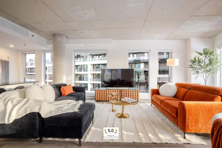 Chic Griffintown Apt | Parking - Brossard
