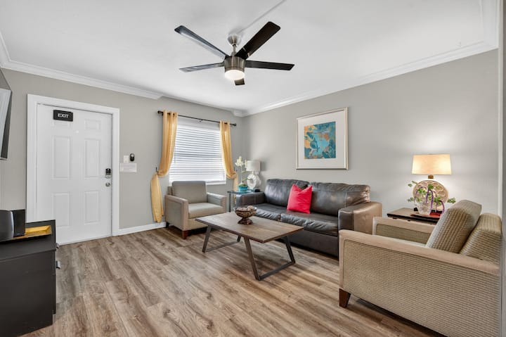 Top-floor Beach Retreat In St. Petersburg - Madeira Beach, FL