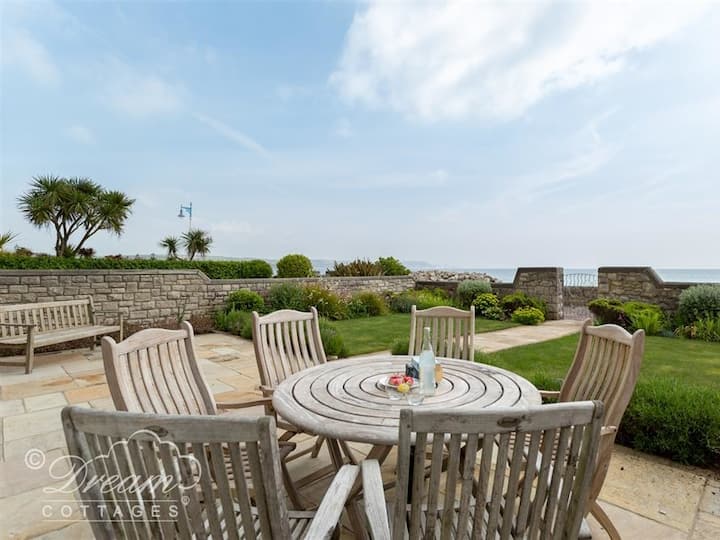 Beach View Apartment 2 - Weymouth
