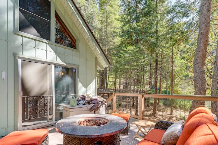 4 Mi To State Park: Quiet Escape W/ Deck In Arnold - Arnold, CA