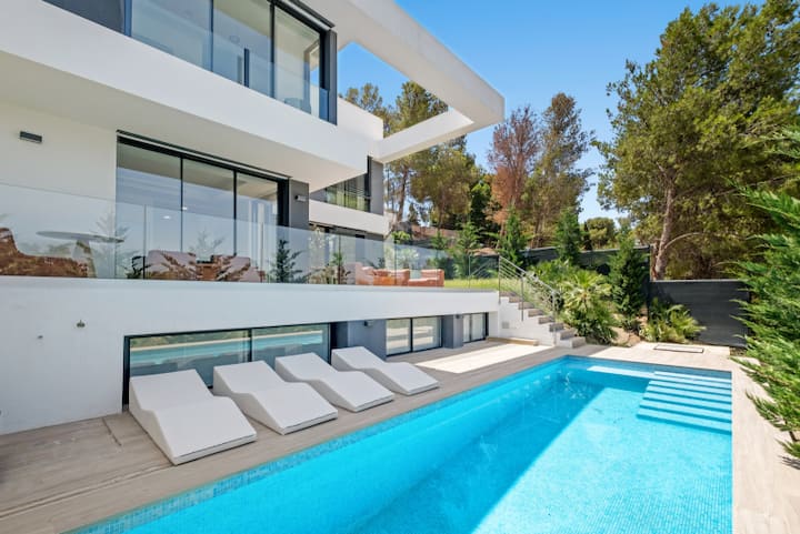 Villa Pinares De San Antón Sea,city&mountain Views - Málaga