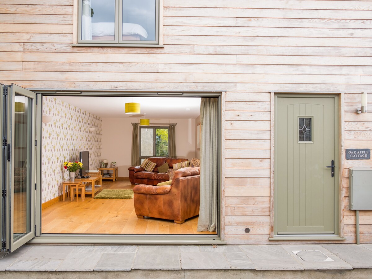 Oak Apple - Houses for Rent in Teigngrace, England, United Kingdom - Airbnb