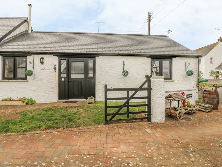 Cowslip Cottage - Milford Haven