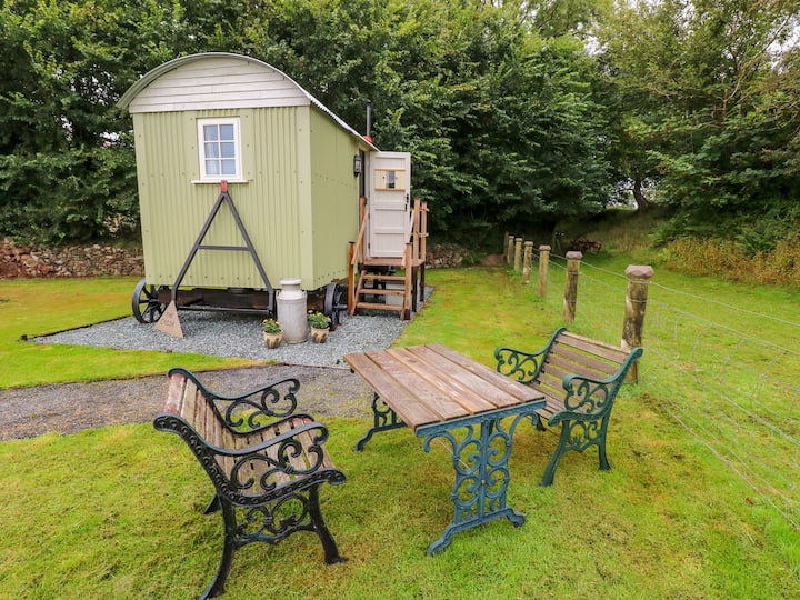 Shepherds Hut - The Crook - Haverfordwest