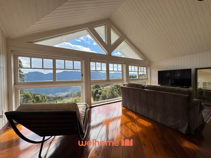 Casa Em Campos Do Jordao Com Vista Da Pedra Do Bau - Campos do Jordão