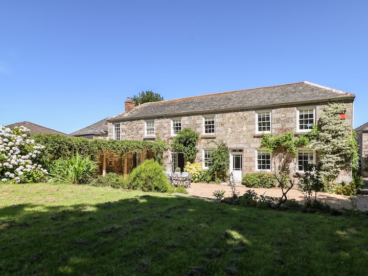 Culdrose Manor - Porthleven