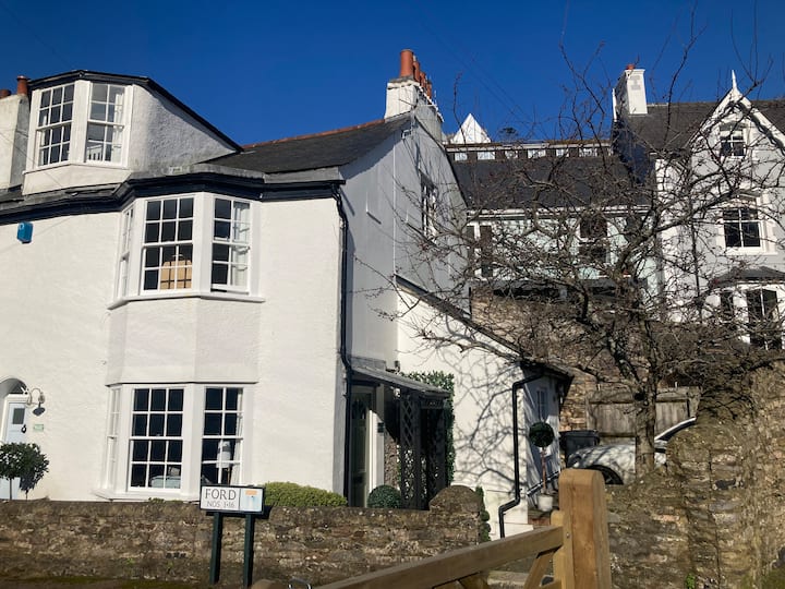 Nookie Cottage - Dartmouth
