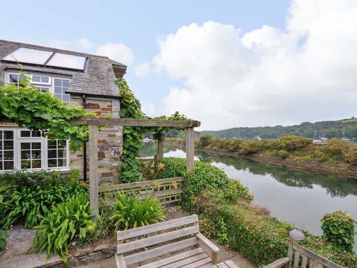 Island House - Fowey