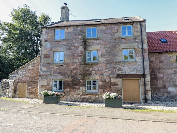 Old Mill (Lucker) - Bamburgh