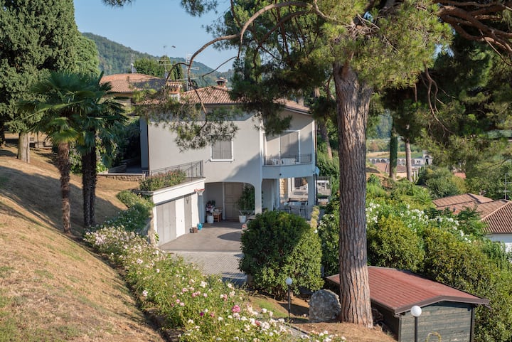 Stanza In Villa Magica - Sarnico