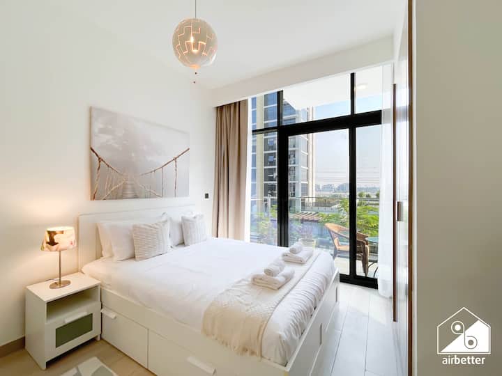 Premium Riviera Studio | King Bed | Pool & Gym - Dubai