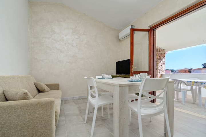 Brezza Marina Apartment- Terrace - San Teodoro