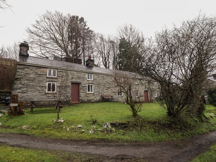 The Long House - Betws-y-Coed
