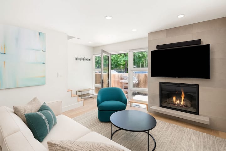 Renovated Aspen Core 3br, 2.5 Ba Townhouse - Aspen, CO