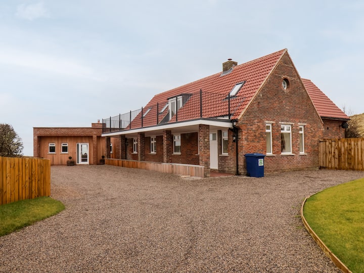 The Old Guard House - Staithes