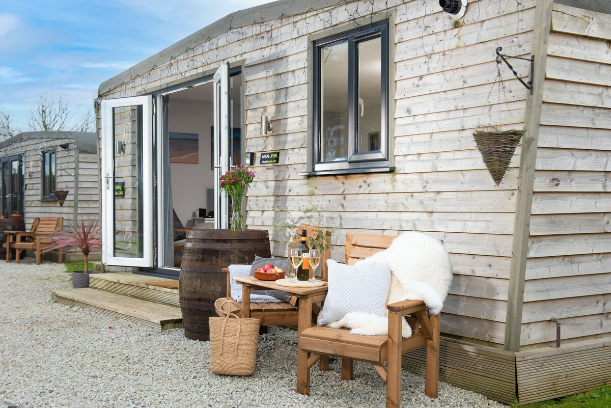 Wheal Jewel Lodge - Houses for Rent in Cornwall, England, United ...