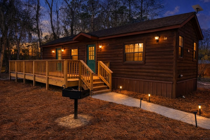 Disney Fort Wilderness Cabin – The Outpost - Jacksonville, FL