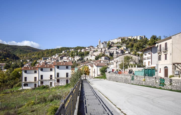 4 Bedroom Stunning Home In Montenero Val Cocchiar - Barrea