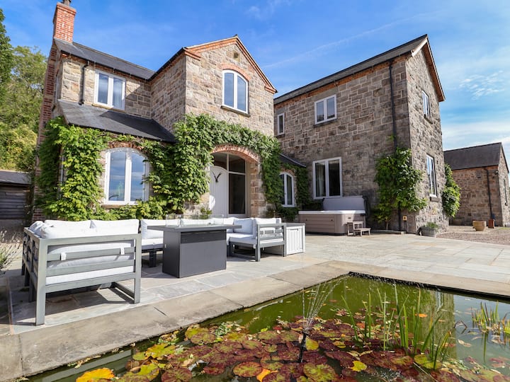 Tanat House - Oswestry