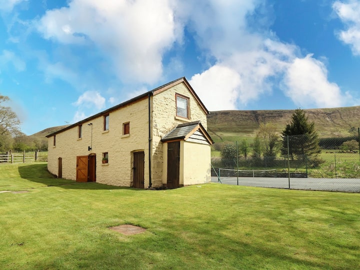 Ty Hir At Blaenbrynich Farm - Brecon