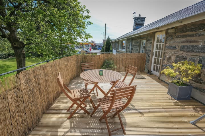 Treetops Flat - Portmeirion