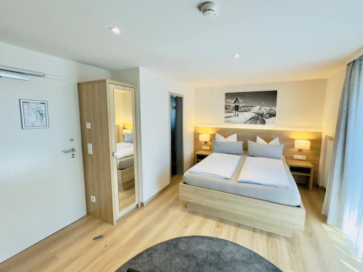 Edelweiß Ost Haupthaus - Oberstdorf