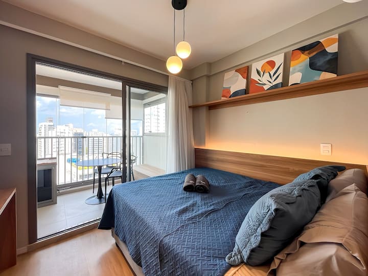 Modern And Cozy With Private Balcony - São Paulo