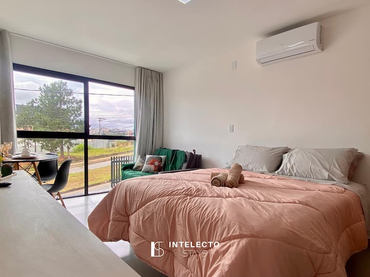 Ap 15 • Piscina, Terraço, Vista Incrível Prox Puc - Poços de Caldas