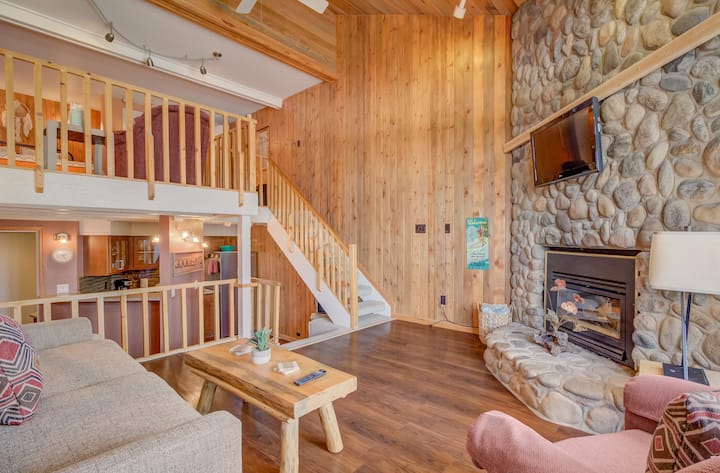 Charming 1 Bedroom/loft Condo Across The Street - Steamboat Springs
