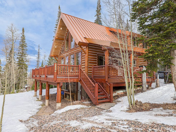 Steps To Apple Annie's & 2 Min To Navajo Ski Lodge - Brian Head, UT