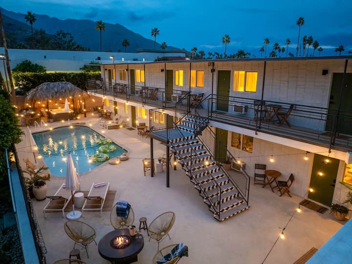 Maya Hotel Retreat - Gym, Game Room, 9br/9ba - Palm Springs, CA