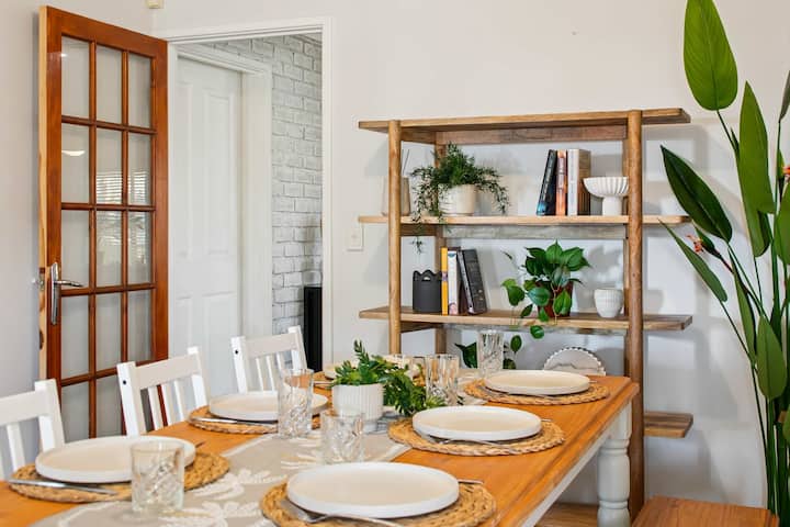 Luxury 4 Bedrooms | Ocean Views |2 Living|500mbs - 준달럽