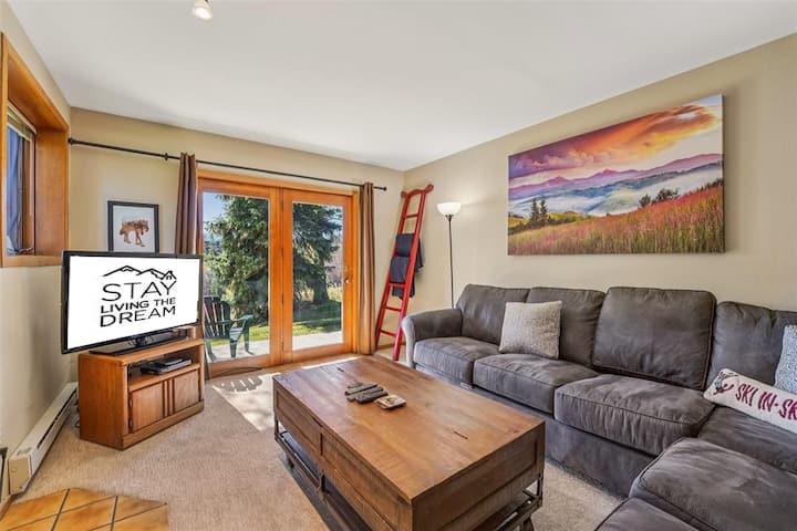 Ski In-out On 4oclock With Chair And Town Access! - Breckenridge, CO