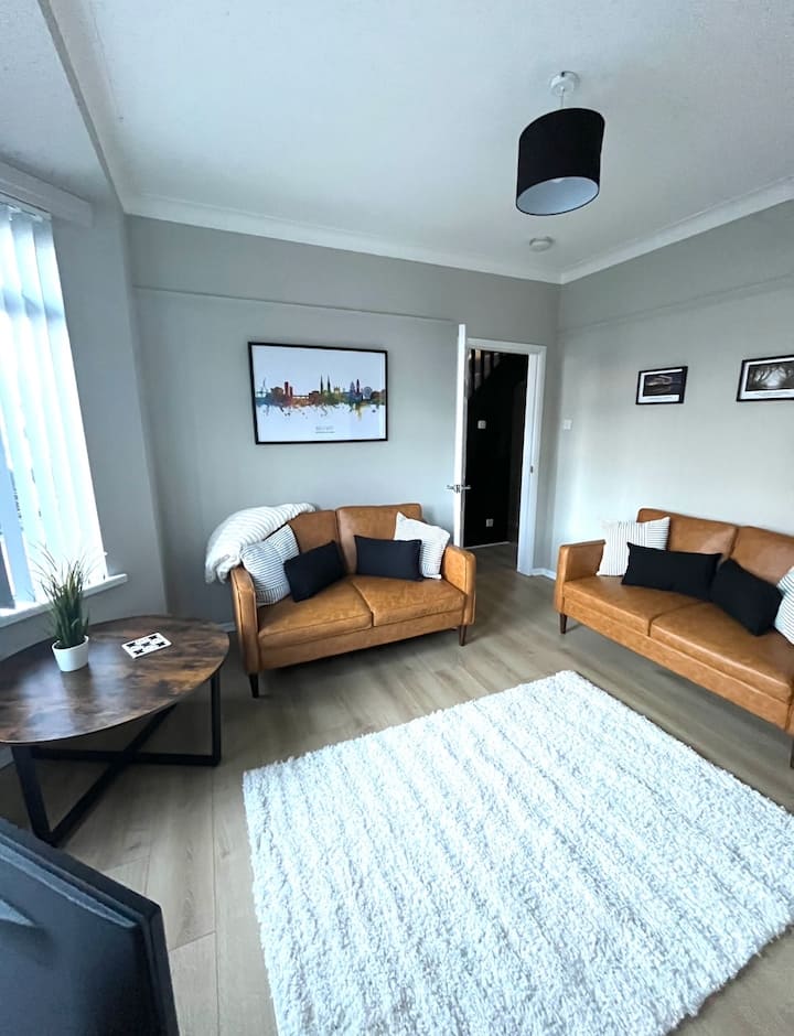 3 Bedroom House In Belfast- Near Crumlin Road Gaol - 벨파스트