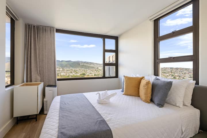 Warm And Cozy Getaway 1br W/ Parking - Lanikai Beach, HI