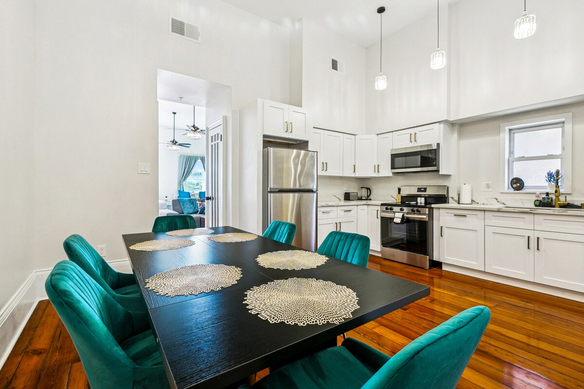 Amplia suite estudio a 1 cuadra del tranvía - Airbnb