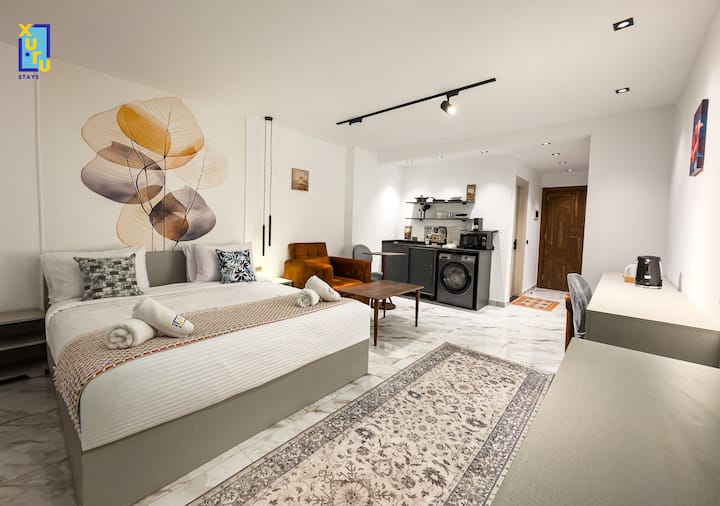 The Quiet Corner Studio @ Garden City Cairo (1203) - Cairo