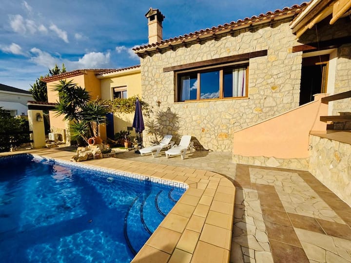 Charmante Villa Avec Jardin Privé - Benidorm