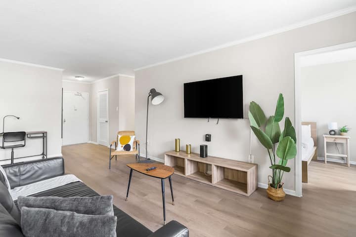 Modern Apt In Crystal City Near The Airport - Arlington, VA