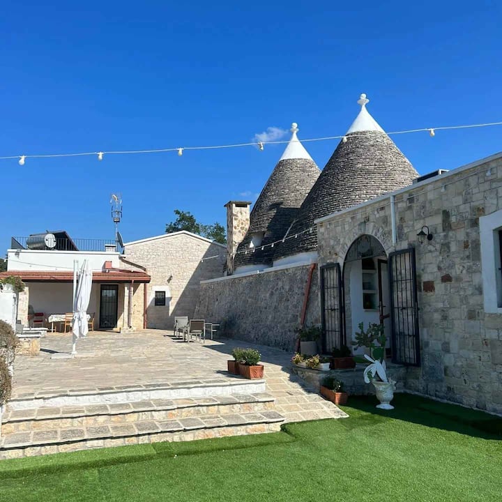 Maison De Vacances Avec Climatisation Et Piscine - Noci