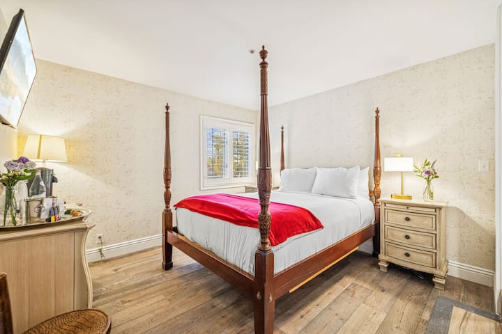 Mirabelle Inn Deluxe Queen 10 - Santa Ynez, CA